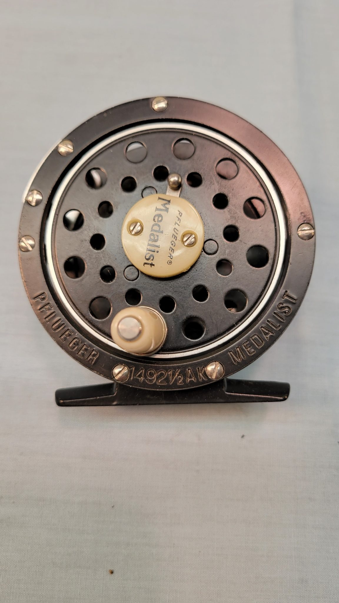Pflueger Medalist 1492 1/2 Fly Reel with Box - Weymouth Rod Works